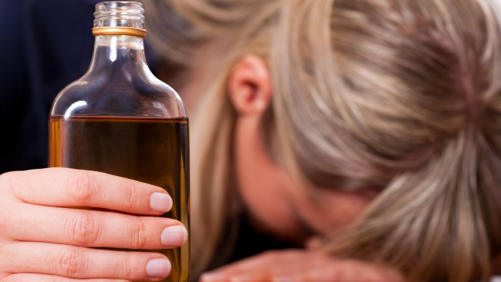 Os 7 principais vícios da população! - Moshé Bergel